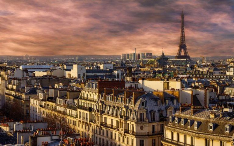 7 budget-friendly activities to enjoy in Paris.