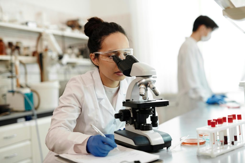How Y-STR DNA Testing Is Used In Forensic Investigations?